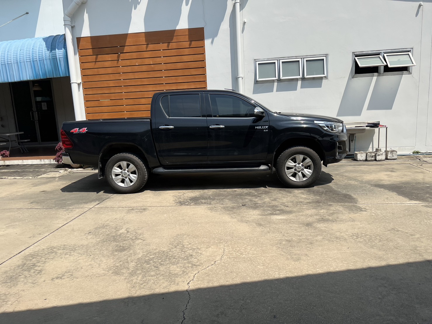 ขายรถยนต์มือสอง TOYOTA REVO D-CAB 2.8 G MT 4WD 2020 - 724 แหล่งรวม ...